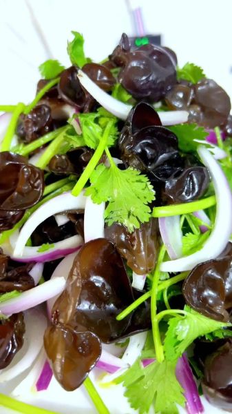 凉拌木耳洋葱的做法_木耳洋葱凉拌能减肥吗-第3张图片-山城妙识