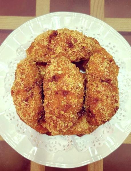 面包糠炸鸡翅怎么做才外酥里嫩_面包糠炸鸡翅做法窍门-第1张图片-山城妙识