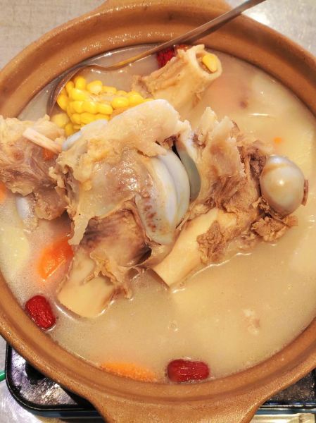 大骨汤怎么炖最好喝_大骨汤炖多久才浓白-第3张图片-山城妙识 大骨汤怎么炖最好喝_大骨汤炖多久才浓白-第3张图片-山城妙识