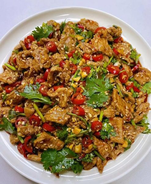 香菜拌牛肉怎么做_香菜拌牛肉热量高吗-第1张图片-山城妙识