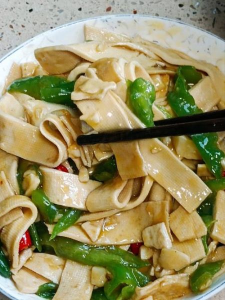 干豆腐怎么做好吃_干豆腐的做法大全家常菜-第3张图片-山城妙识