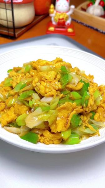 毛葱炒鸡蛋怎么做_毛葱炒鸡蛋的营养价值-第3张图片-山城妙识