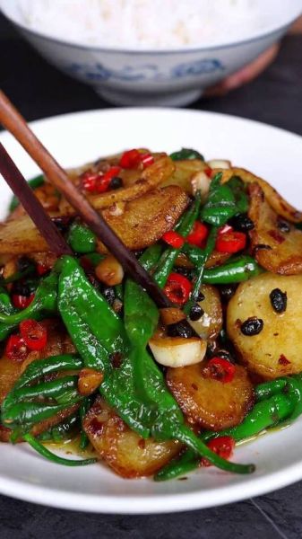 湘菜特色菜有哪些_湘菜必点招牌菜推荐-第3张图片-山城妙识