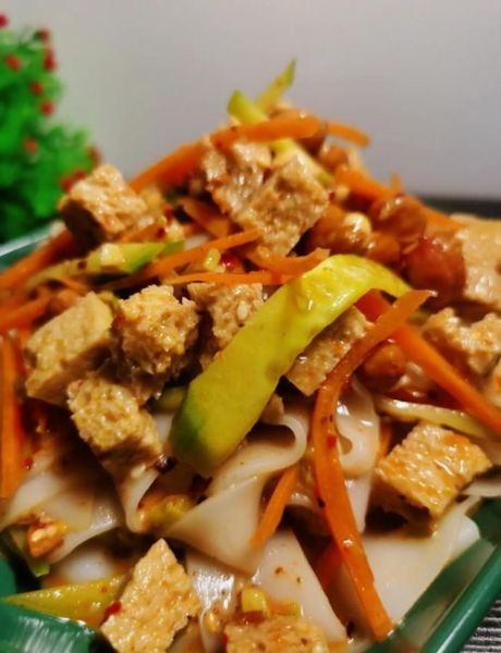 家庭版凉皮怎么做_凉皮不洗面能成功吗-第1张图片-山城妙识