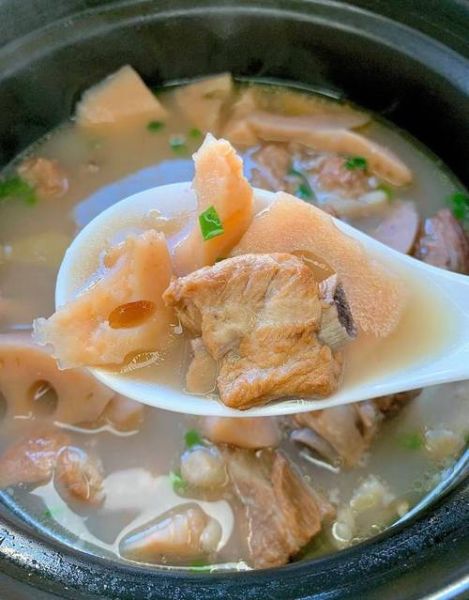 莲藕排骨汤高压锅做法_需要多久-第3张图片-山城妙识 莲藕排骨汤高压锅做法_需要多久-第3张图片-山城妙识