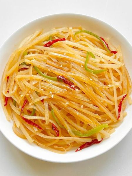 凉拌土豆丝怎么做才脆_正宗做法秘诀-第3张图片-山城妙识