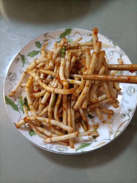 鱼腥草怎么凉拌好吃_鱼腥草的做法大全-第1张图片-山城妙识