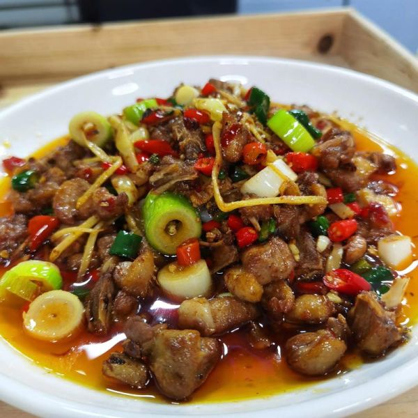 姜爆鸭子最正宗的做法_老川菜馆不外传的秘诀-第3张图片-山城妙识 姜爆鸭子最正宗的做法_老川菜馆不外传的秘诀-第3张图片-山城妙识