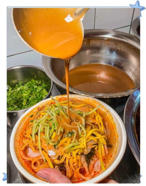 麻酱凉皮怎么拌好吃_麻酱凉皮调料比例-第1张图片-山城妙识