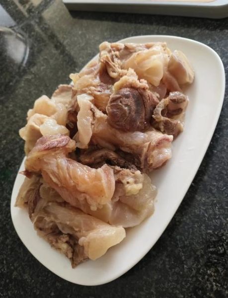 红烧蹄筋怎么做_红烧蹄筋要焯水吗-第2张图片-山城妙识