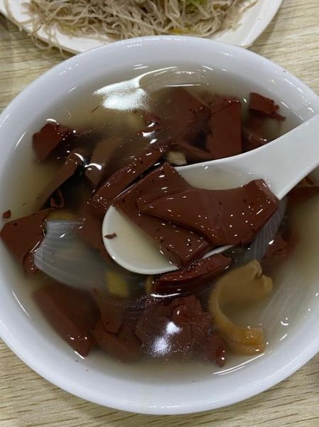 猪血汤怎么做好吃_猪血汤去腥增香的秘诀-第1张图片-山城妙识