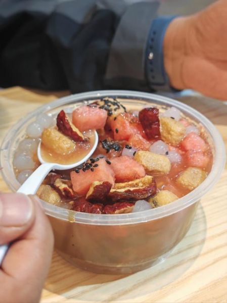 冰粉的功效与作用_冰粉吃了会上火吗-第1张图片-山城妙识