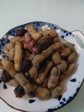 话梅花生米怎么做_话梅花生米做法大全-第3张图片-山城妙识