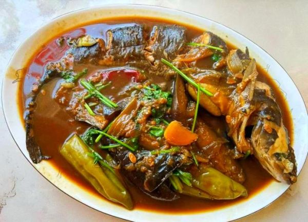 海鲶鱼炖茄子怎么做_海鲶鱼炖茄子好吃吗-第2张图片-山城妙识