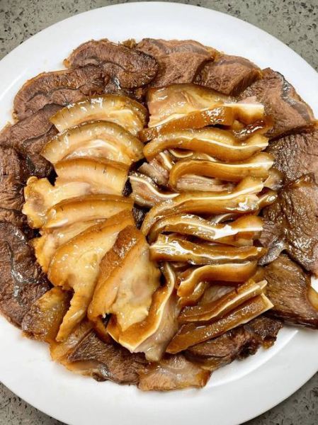 卤水拼盘是什么_卤水拼盘怎么做才好吃-第1张图片-山城妙识