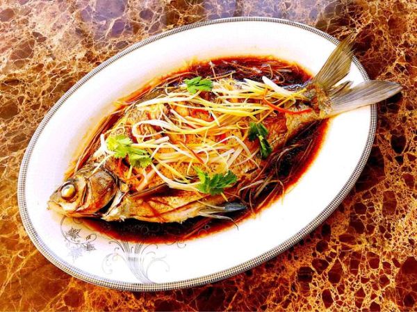 清蒸罗非鱼怎么做_罗非鱼清蒸需要多久-第3张图片-山城妙识