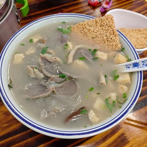 鸭血粉丝汤怎么做好吃_正宗鸭血粉丝汤配方-第2张图片-山城妙识