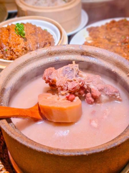 大骨头莲藕汤怎么炖好喝_大骨头莲藕汤的正确做法-第2张图片-山城妙识