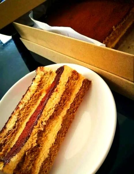 how_to_make_tiramisu_cake_at_home_is_tiramisu_cake_same_as_tiramisu-第1张图片-山城妙识