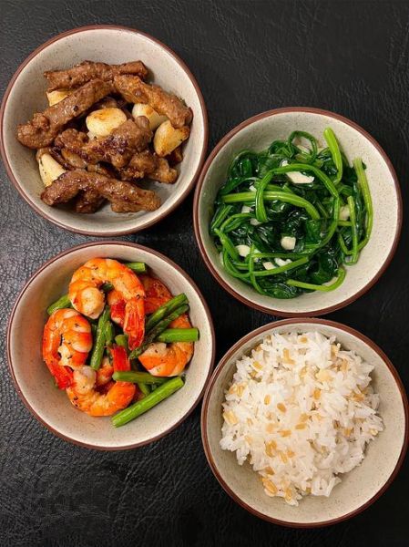 健康晚餐吃什么_低卡又饱腹的晚餐食谱-第1张图片-山城妙识