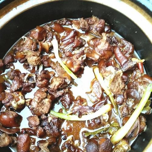 红烧猫肉怎么做_红烧猫肉正宗做法-第2张图片-山城妙识