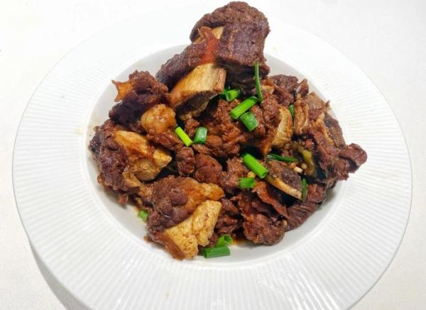 牛排骨怎么煮才软烂_牛排骨焯水用冷水还是热水-第3张图片-山城妙识