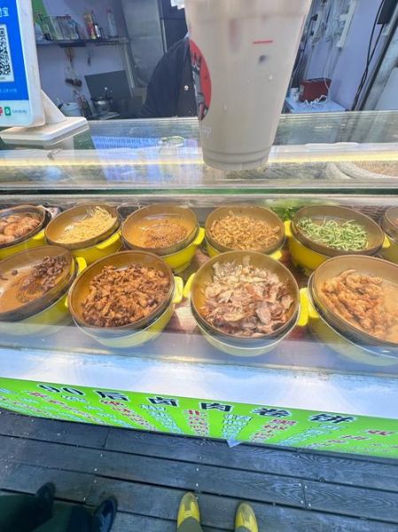 卷饼配菜怎么搭配_卷饼配菜有哪些好吃-第1张图片-山城妙识