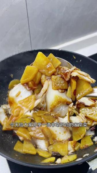 辣白菜炒土豆片怎么做_辣白菜炒土豆片用不用焯水-第3张图片-山城妙识