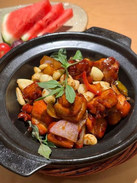 三杯鸡最正宗的做法_台式三杯鸡怎么做-第1张图片-山城妙识