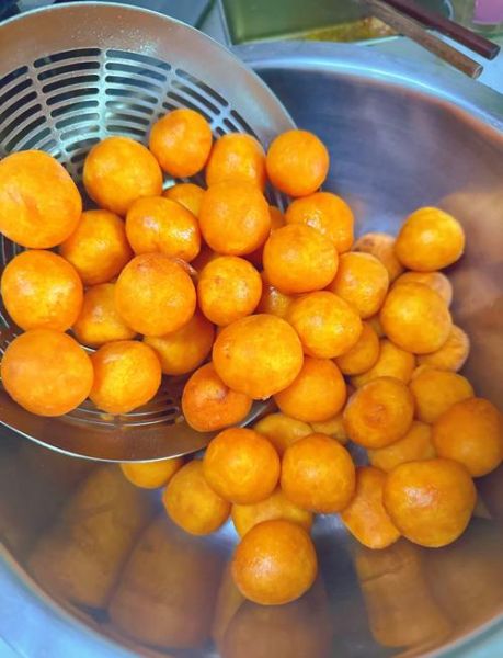 河南炸红薯丸子怎么做_炸红薯丸子为什么空心-第1张图片-山城妙识