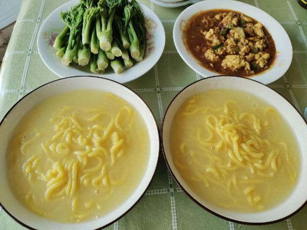 酸汤子面怎么做_正宗东北酸汤子面做法-第1张图片-山城妙识