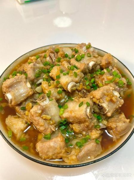 广东菜蒸排骨怎么做_蒸排骨嫩滑不腥的秘诀-第2张图片-山城妙识