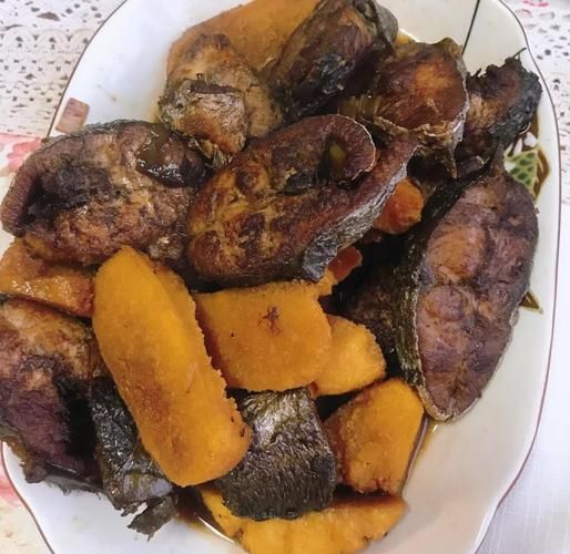 鲅鱼饼子家常做法_鲅鱼饼子怎么做好吃-第1张图片-山城妙识