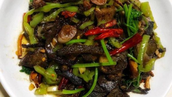 爆炒羊杂碎怎么做_羊杂碎去腥技巧-第3张图片-山城妙识