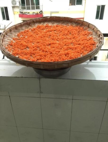 桂花蜜的桂花要晒干吗_桂花蜜制作步骤-第3张图片-山城妙识