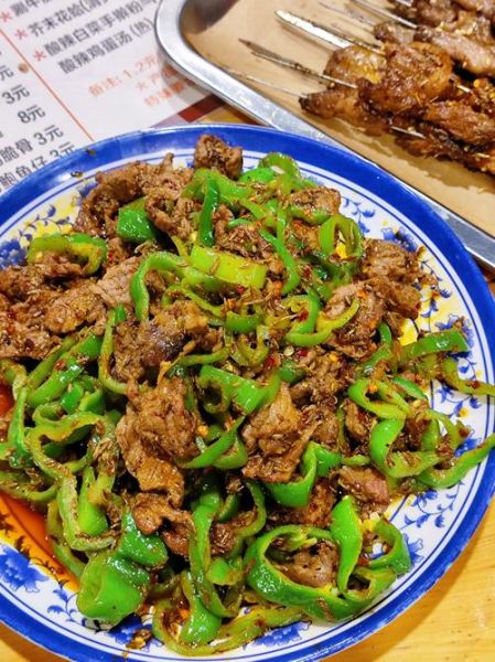 孜然肉片怎么炒才嫩_孜然肉片嫩滑技巧-第1张图片-山城妙识