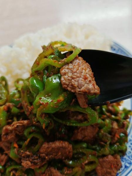 孜然肉片怎么炒才嫩_孜然肉片嫩滑技巧-第3张图片-山城妙识