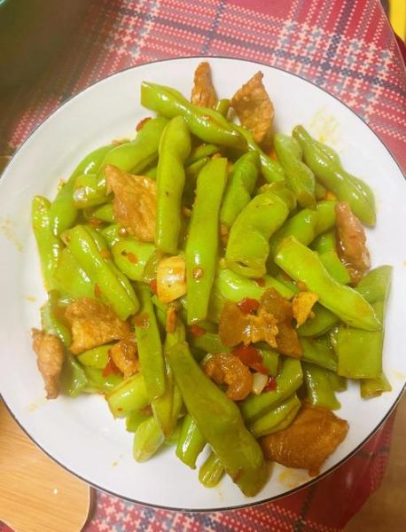 四季豆炒肉片怎么做_四季豆炒肉片用焯水吗-第2张图片-山城妙识