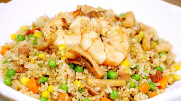 海鲜什锦炒饭怎么做_海鲜什锦炒饭用什么海鲜-第2张图片-山城妙识 海鲜什锦炒饭怎么做_海鲜什锦炒饭用什么海鲜-第2张图片-山城妙识