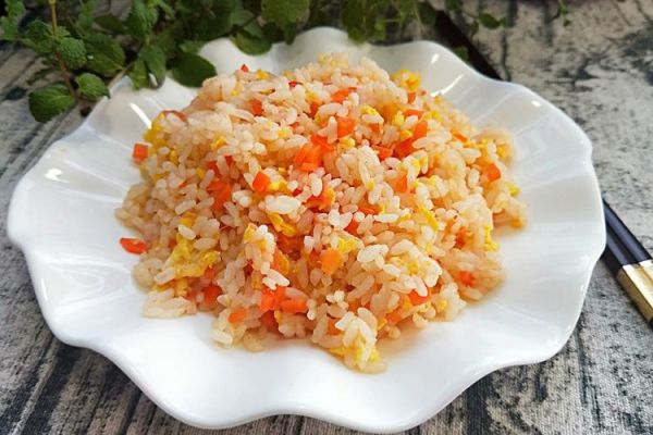 蛋炒饭加番茄怎么做_蛋炒饭加番茄好吃吗-第3张图片-山城妙识 蛋炒饭加番茄怎么做_蛋炒饭加番茄好吃吗-第3张图片-山城妙识