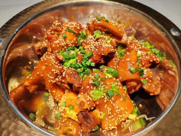 干锅香辣猪蹄怎么做_干锅香辣猪蹄用什么猪蹄最好-第2张图片-山城妙识 干锅香辣猪蹄怎么做_干锅香辣猪蹄用什么猪蹄最好-第2张图片-山城妙识