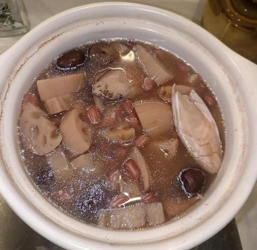 墨鱼肉片汤怎么做_墨鱼煲汤要焯水吗-第3张图片-山城妙识