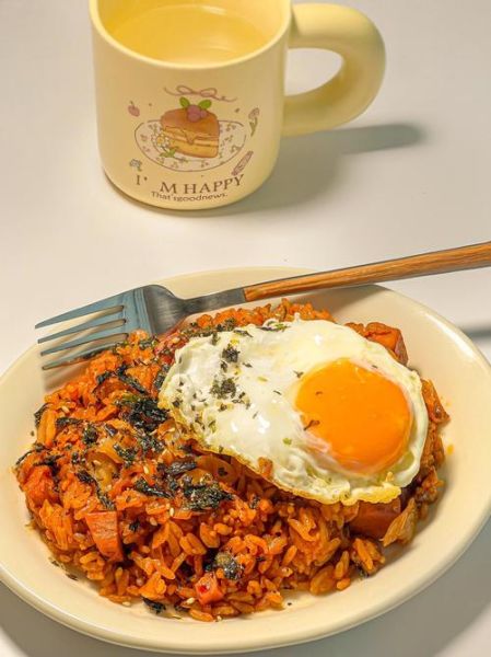 辣白菜炒饭怎么做_辣白菜炒饭图片高清大图-第1张图片-山城妙识