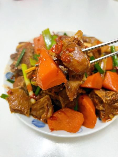 羊肉胡萝卜汤怎么炖不膻_羊肉胡萝卜汤的家常做法-第3张图片-山城妙识