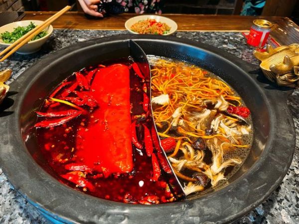 四川美食有哪些_四川火锅为什么辣而不燥-第3张图片-山城妙识