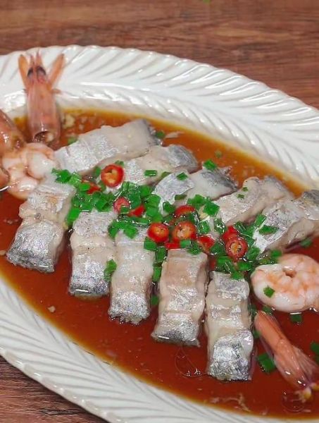 清蒸带鱼怎么做好吃_清蒸带鱼蒸多久才嫩-第1张图片-山城妙识