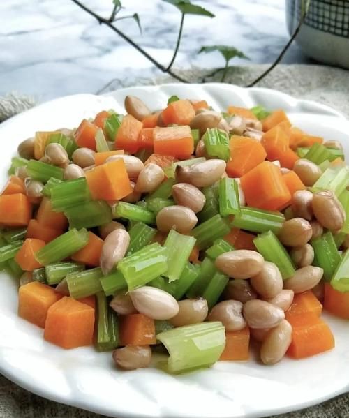 盐炒花生米怎么炒香脆_盐炒花生米怎么保存不回软-第1张图片-山城妙识