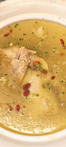 鸡汤里放什么菜好吃_鸡汤配菜推荐-第2张图片-山城妙识