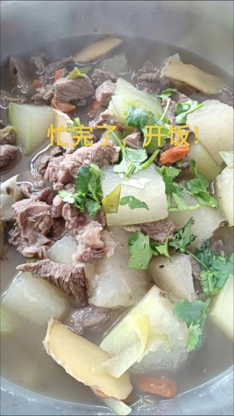 正宗牛肉炖冬瓜怎么做_冬瓜炖牛肉要不要焯水-第1张图片-山城妙识 正宗牛肉炖冬瓜怎么做_冬瓜炖牛肉要不要焯水-第1张图片-山城妙识
