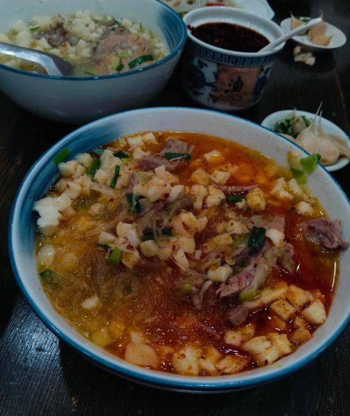 牛羊肉泡馍怎么做_泡馍汤头熬制秘诀-第3张图片-山城妙识